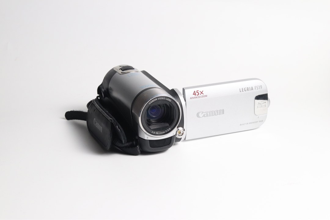 Canon Legria FS19 CCD相機 舊數碼相機 Old Digital Camera DV 錄影機 復古 Vintage Y2K ...