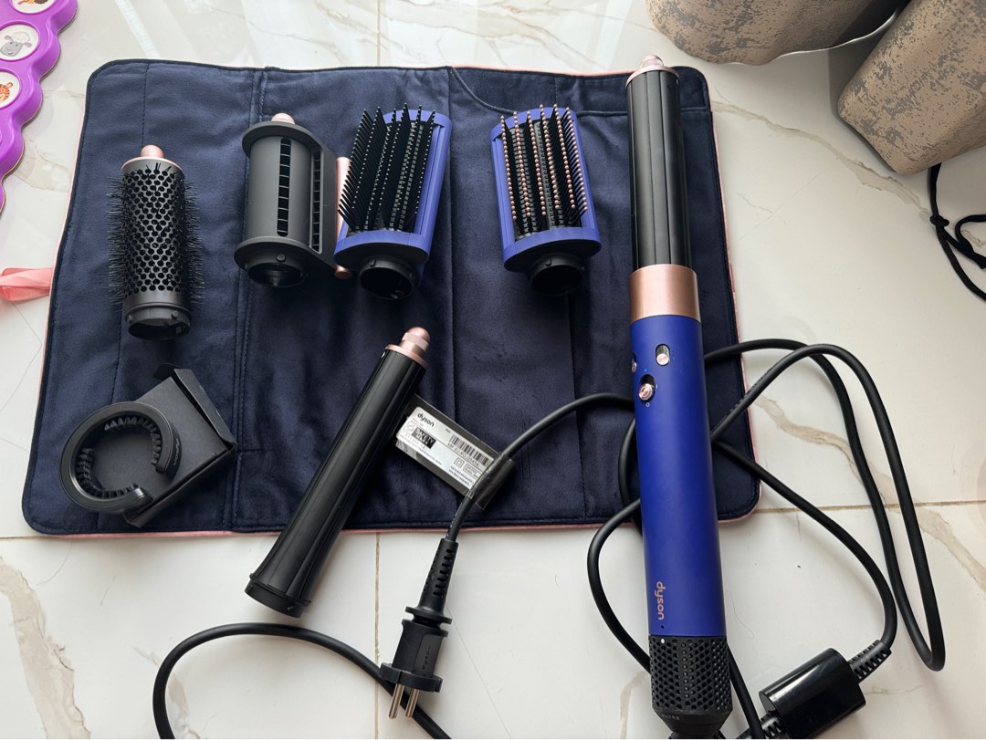 Dyson airwrap complete long blue, Kesehatan & Kecantikan, Perawatan ...