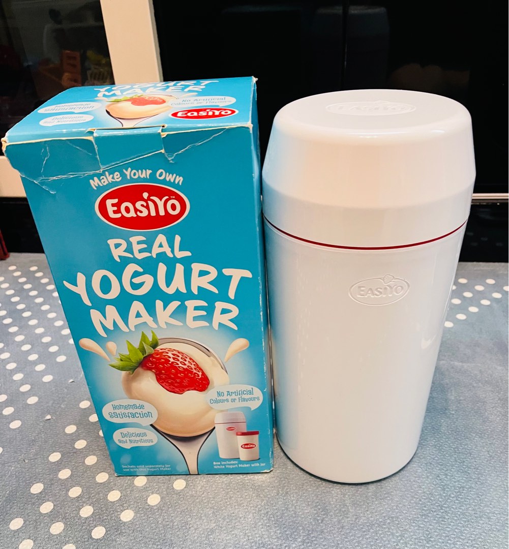 Easiyo Yogurt Maker, 傢俬＆家居, 廚具和餐具, 炊具及配件 - Carousell