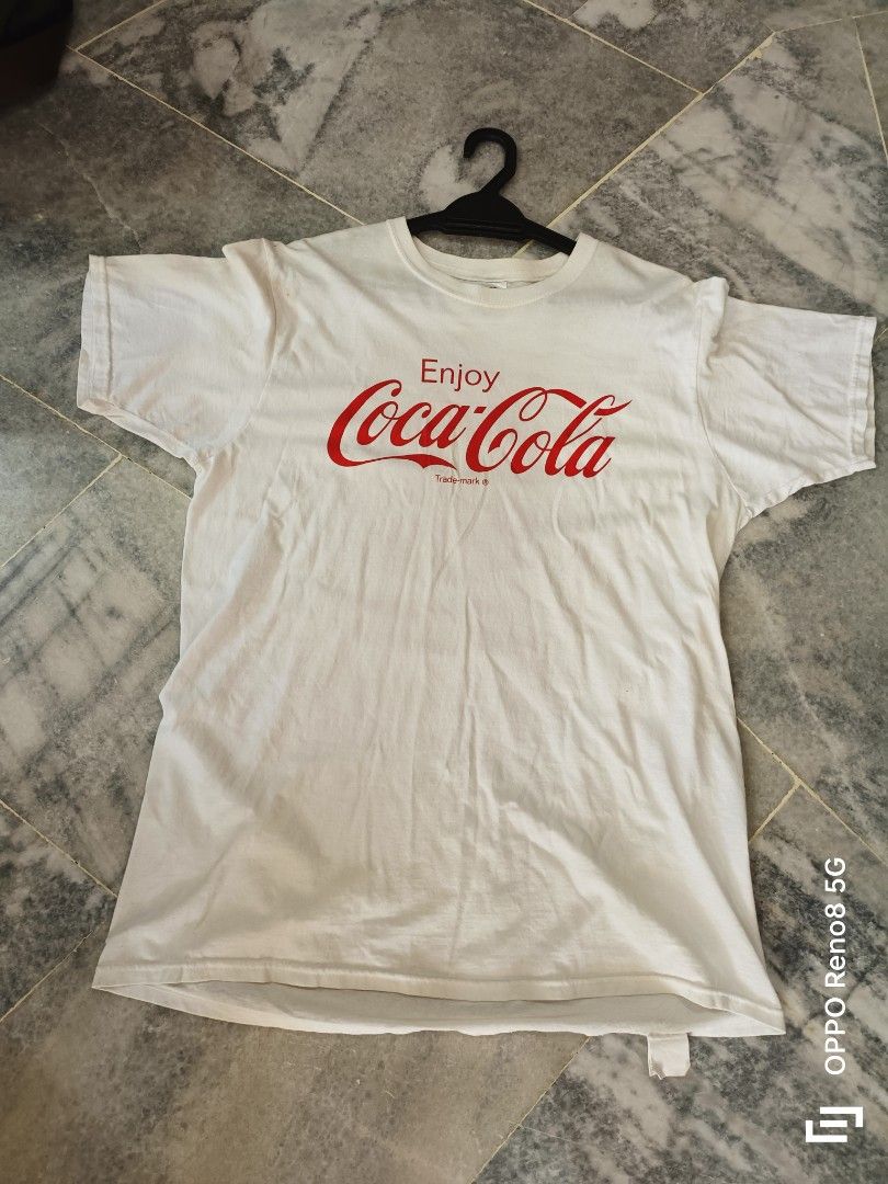 Fruit of The loom Coca cola tee, Pit 56cm ,labuh 71cm, Men's Fashion ...