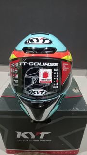 Helmet xdot and monorack givi, Motorbikes on Carousell