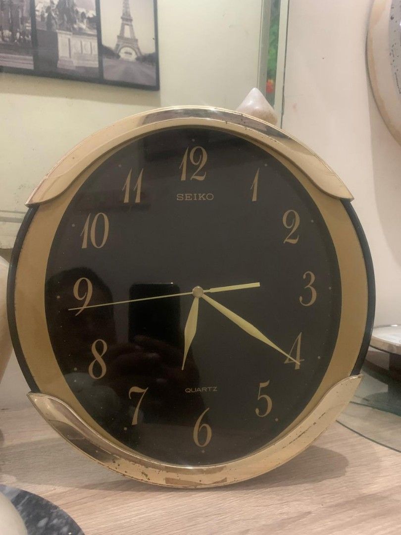 Jam Dinding Seiko dia. 30cm mesin ori Skp japan, Antik, Pajangan di ...