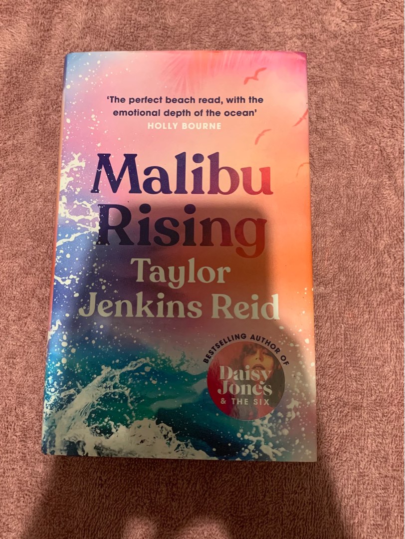 Malibu Rising Hardbound (pre-loved), Hobbies & Toys, Books & Magazines ...