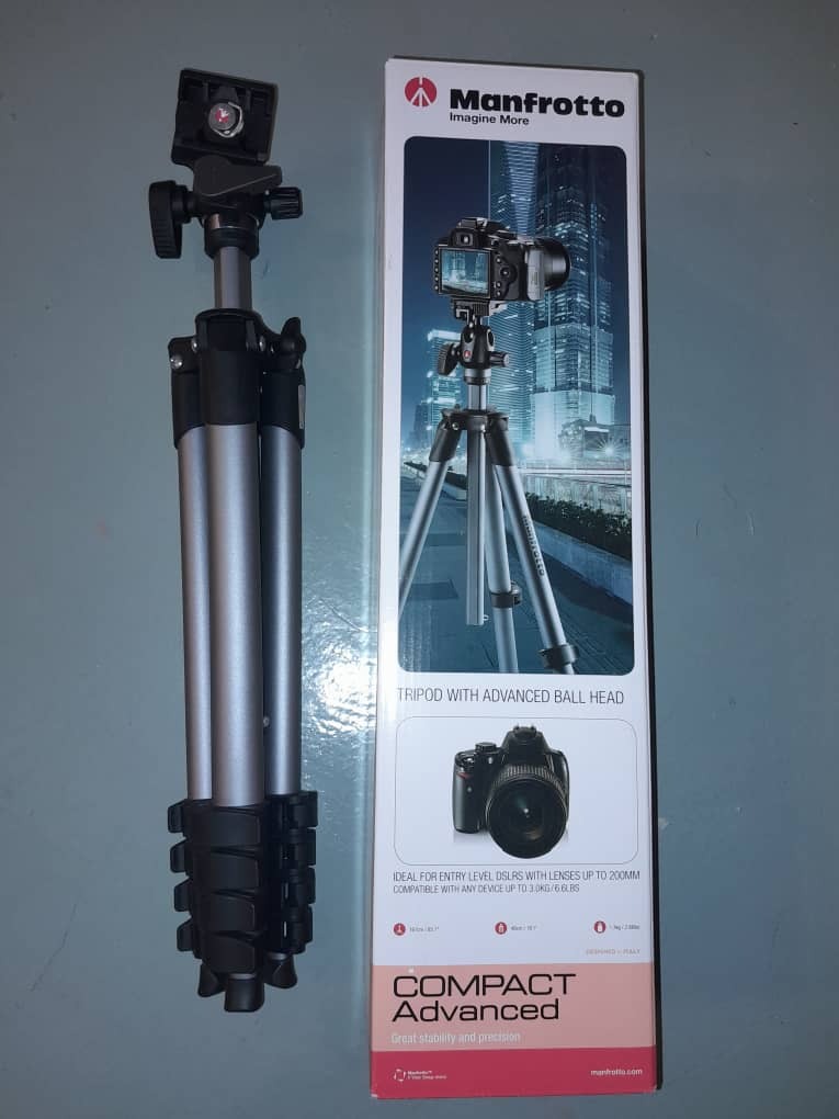 Manfrotto Compact Advanced Aluminum Tripod with Ball Head, Photography ... Manfrotto Compact Advanced Aluminum Tripod with Ball Head, Photography ...
