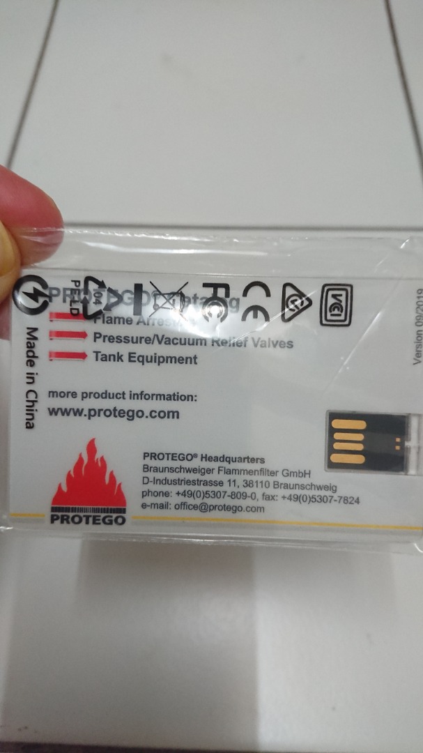 New Protego Exclusive Card Shape 8GB Thumbdrive, Everything Else, Others on Carousell