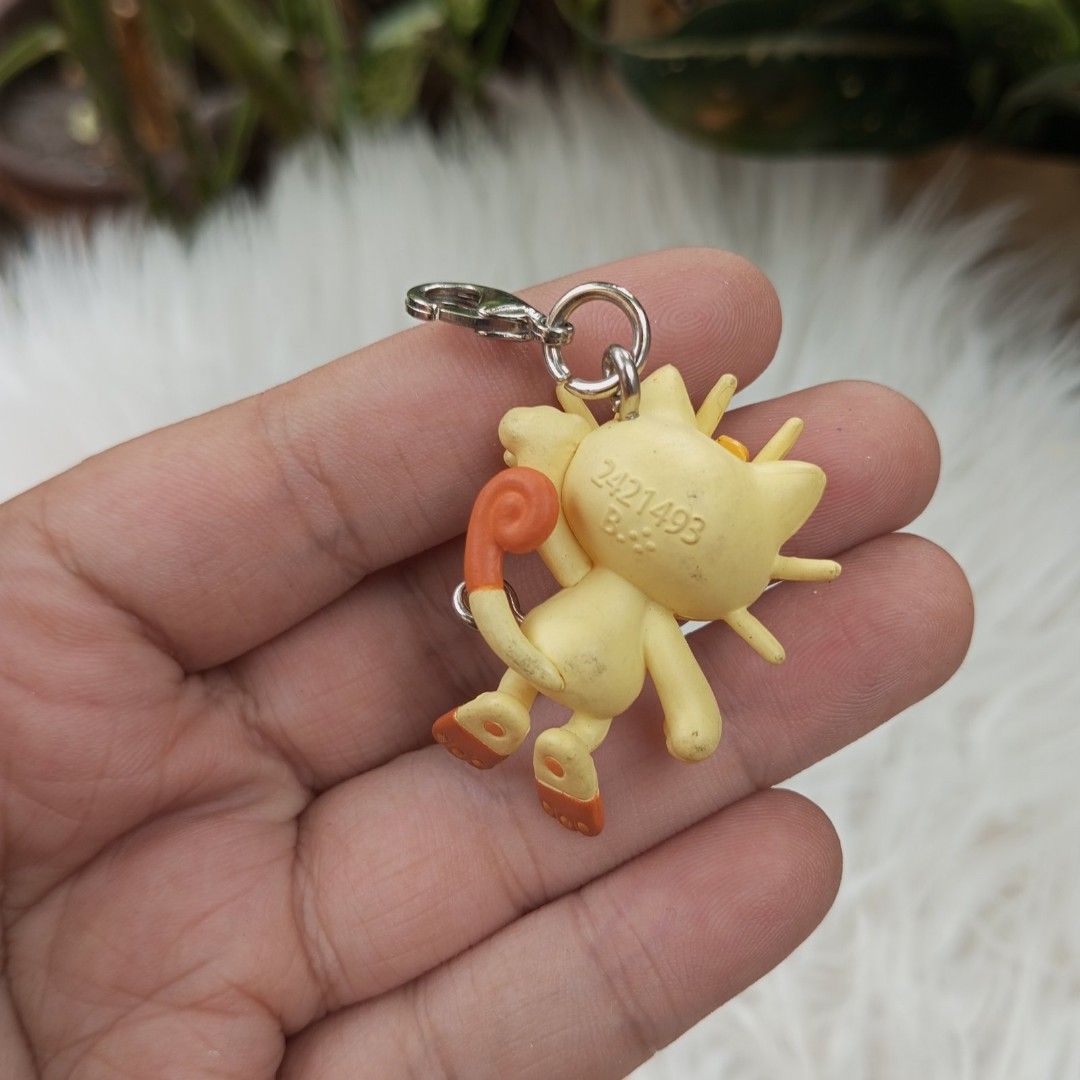 Normal-Type POKEMON Meowth Mini Figure Japan, Hobbies & Toys, Toys ...