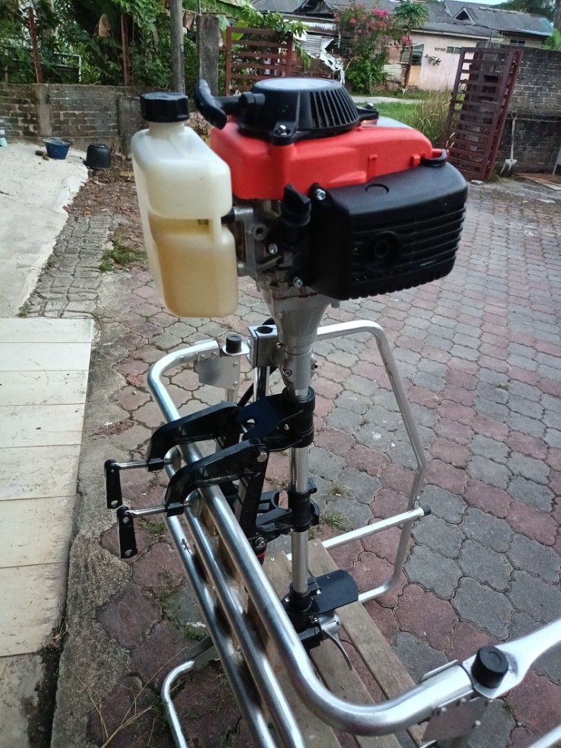 4 hp 4 stroke Outboard Enjin bot gantung, Everything Else, Others on ...