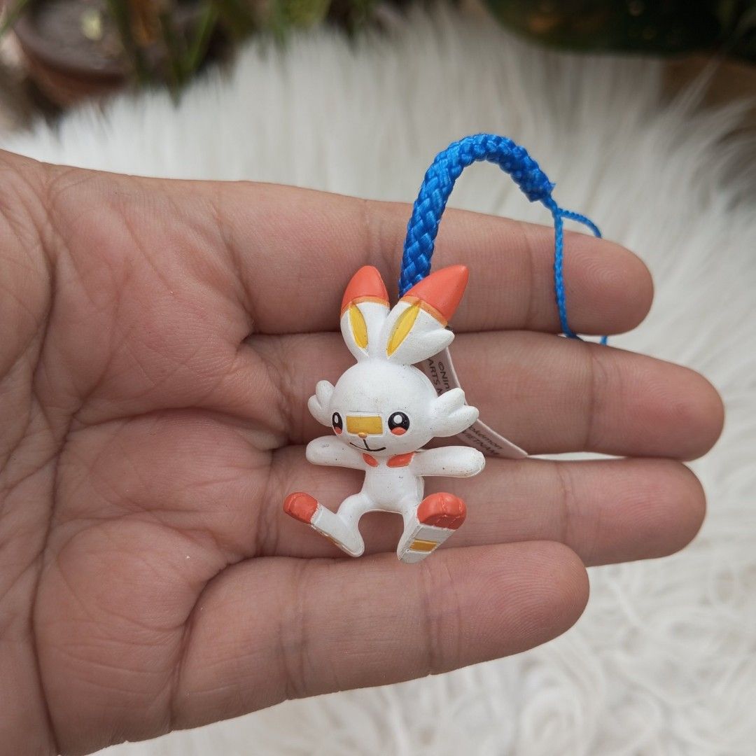 POKEMON Scorbunny Petanko Mascot Figure Strap, Hobbies & Toys, Toys ...