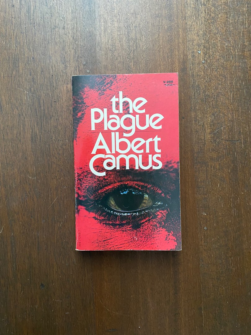 The Plague by Albert Camus (1972 VINTAGE EDITION), Hobbies & Toys ...
