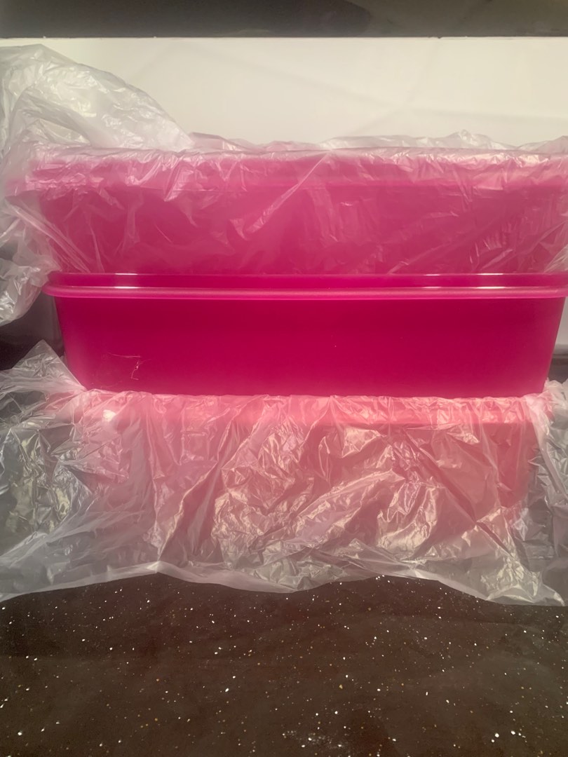 TUPPERWARE FOOD CONTAINER, Food & Drinks, Gift Baskets & Hampers on ...