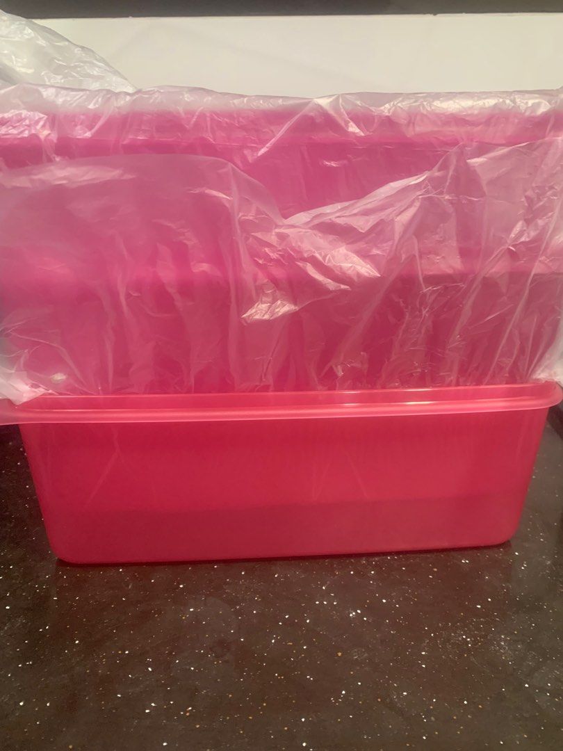 TUPPERWARE FOOD CONTAINER, Food & Drinks, Gift Baskets & Hampers on ...