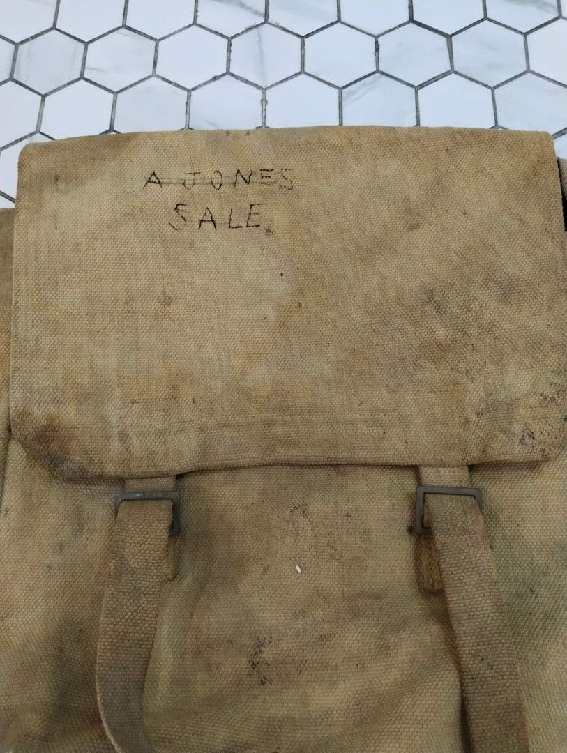 WW2 British Backpack Vintage, Men's Fashion, Bags, Backpacks on Carousell