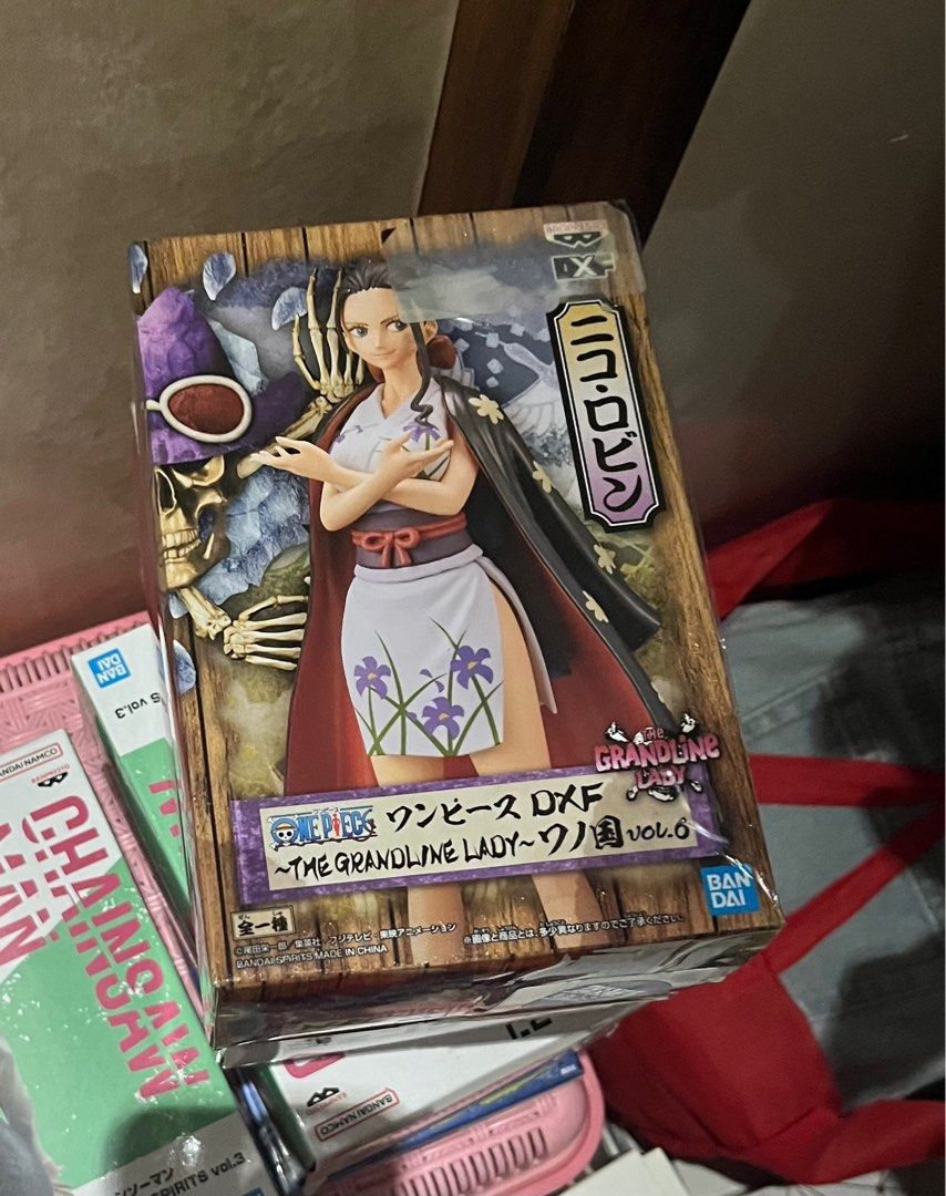 Bandai Namco Nico Robin Action Figure, Buku & Alat Tulis, Komik dan Manga di Carousell