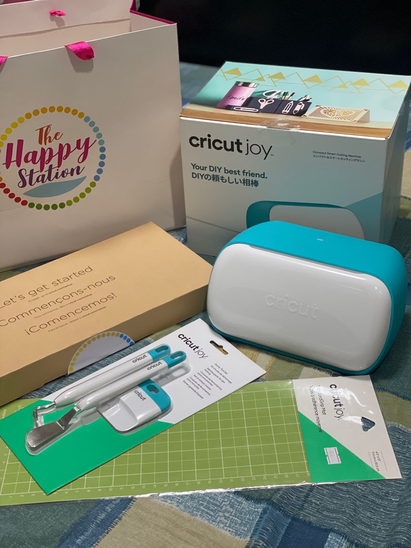 Cricut Joy with freebies, Hobbies & Toys, Stationary & Craft, Craft ...
