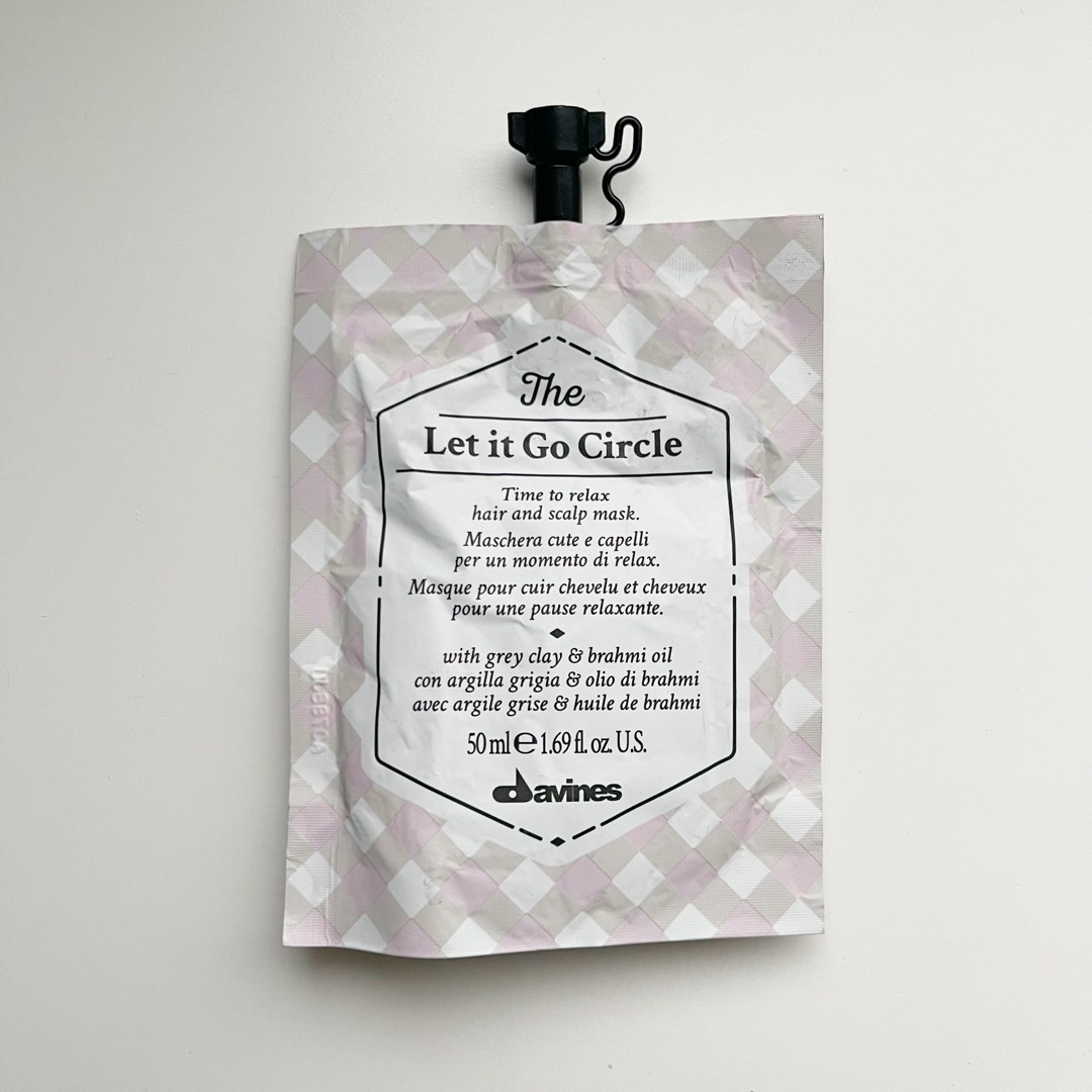 DAVINES The Let it Go Circle, Beauty & Personal Care, Hair on Carousell