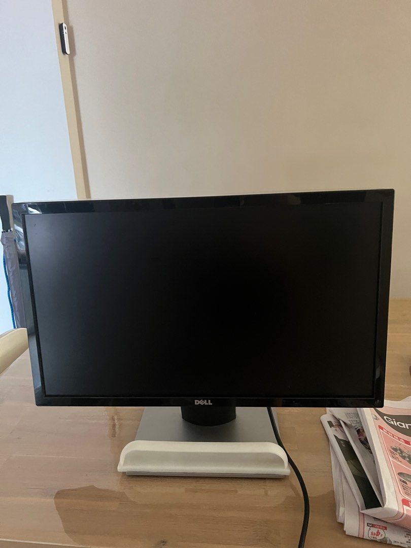 Dell 24 inch monitor SE2417HG, Computers & Tech, Parts & Accessories ...