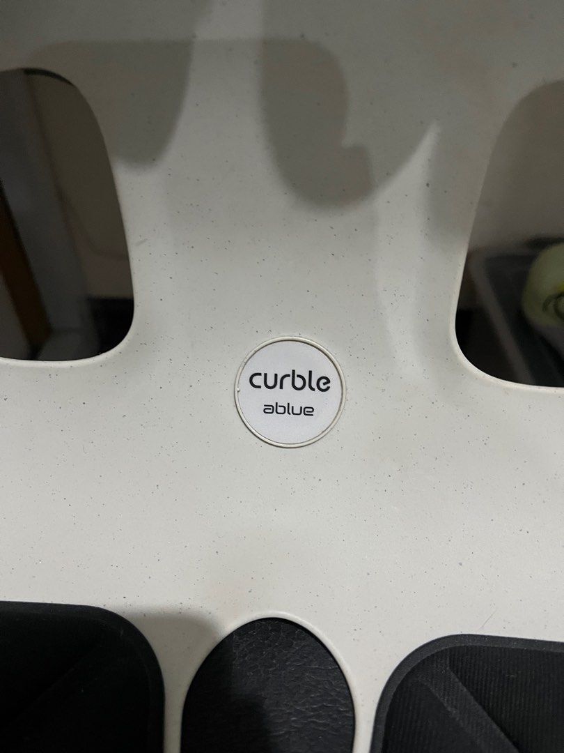 Grand Curble Chair, Furniture & Home Living, Furniture, Chairs on Carousell
