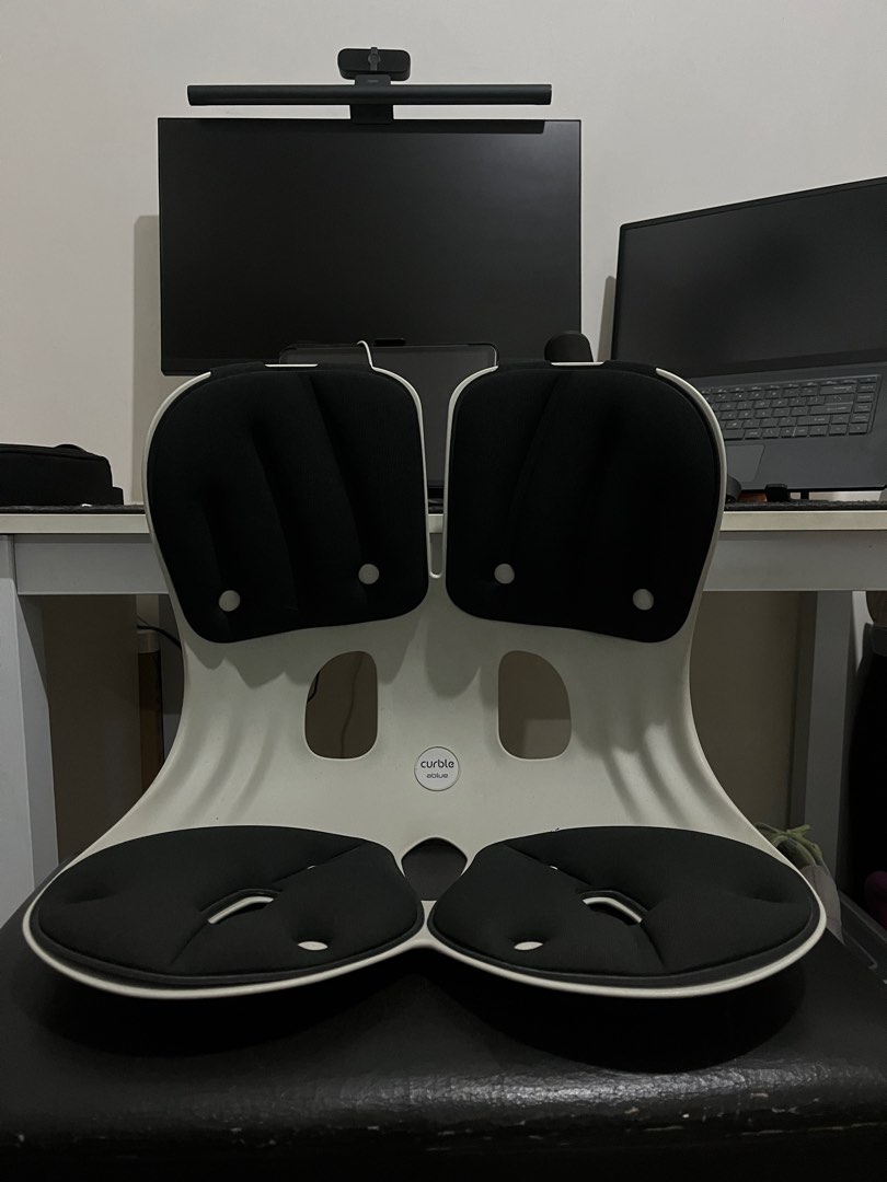 Grand Curble Chair, Furniture & Home Living, Furniture, Chairs on Carousell