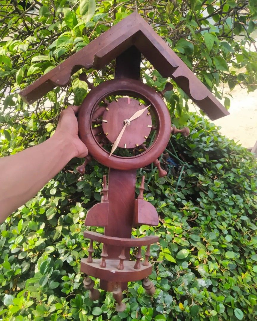 Jam kayu lawas antik jadul vintage, Antik, Lainnya di Carousell