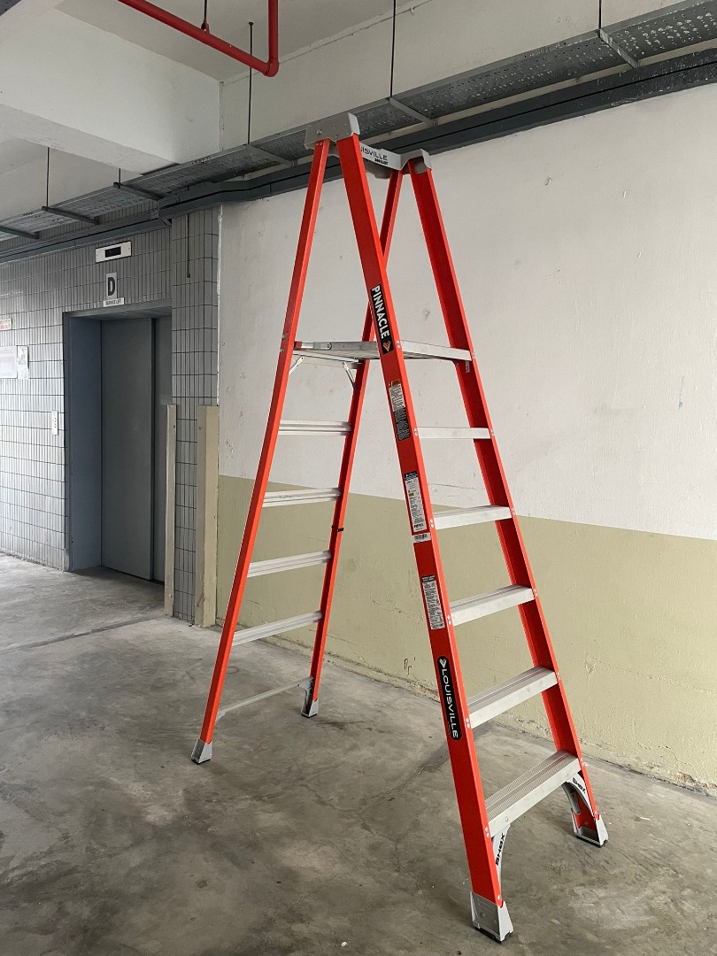 LOUISVILLE LADDER 6-FOOT FIBERGLASS PINNACLE PRO PLATFORM PLATFORM ...
