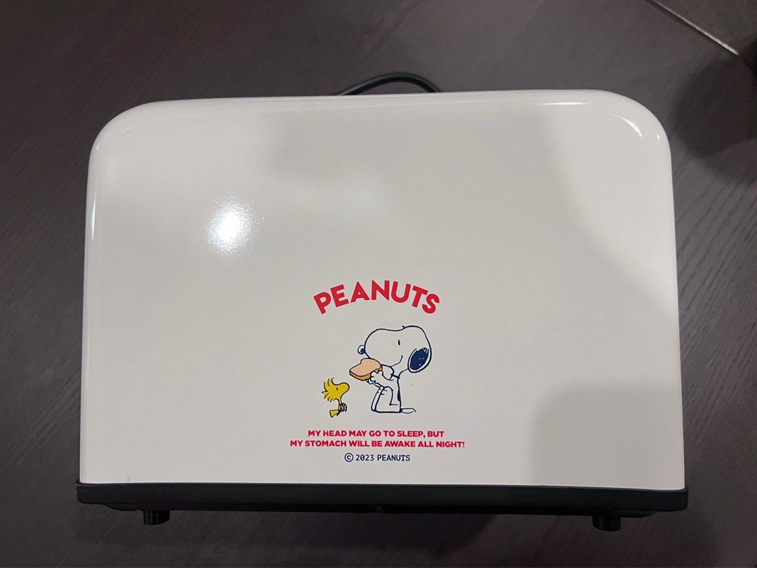 Retro snoopy toaster, Furniture & Home Living, Kitchenware & Tableware ...