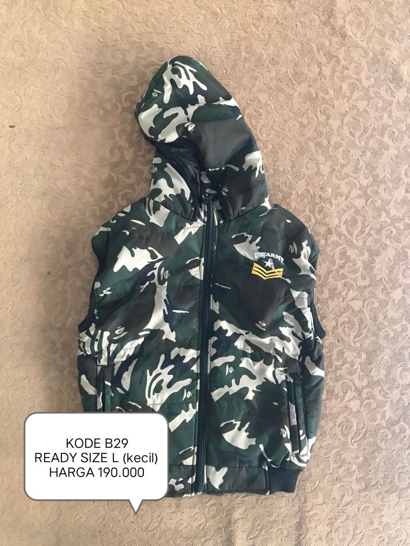 Rompi Doreng Warna Hijau Kode B29, Fesyen Pria, Pakaian , Baju Luaran di Carousell
