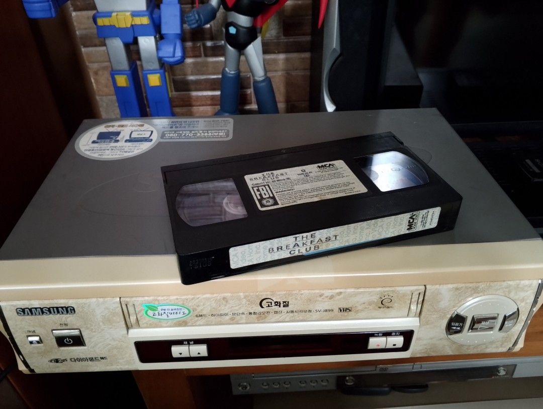 Samsung VCR VHS Player, Hobbies & Toys, Music & Media, CDs & DVDs on ...