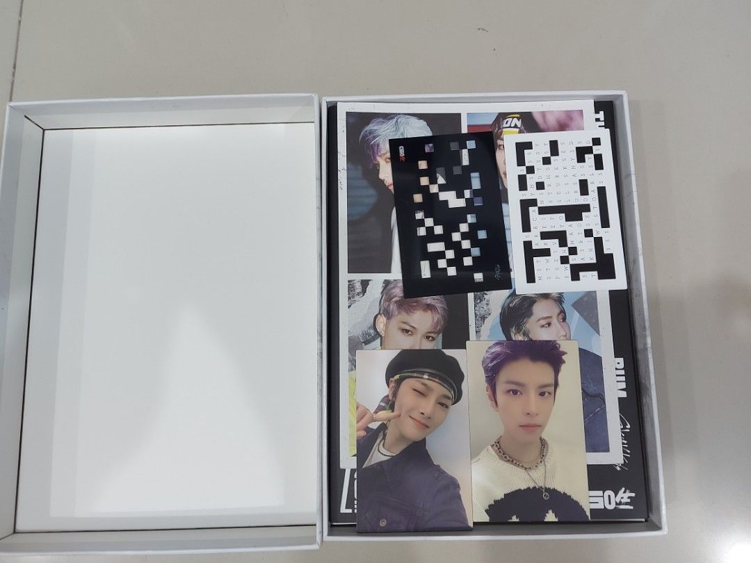 Stray Kids First Album GO Official, K-Wave di Carousell