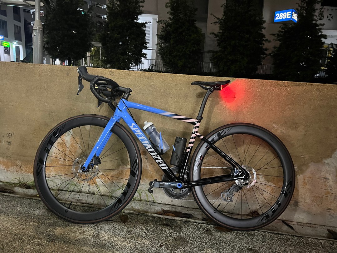 Tarmac SL6 Comp Disc, Sports Equipment, Bicycles & Parts, Bicycles on ...