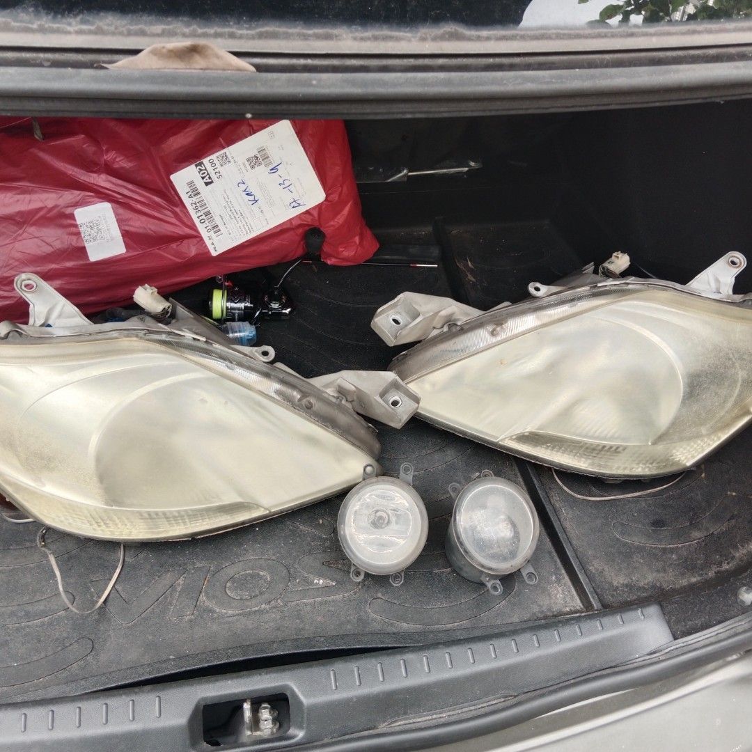 Toyota Vios Ncp93 Headlight + Spotlight second, Auto Accessories on ...