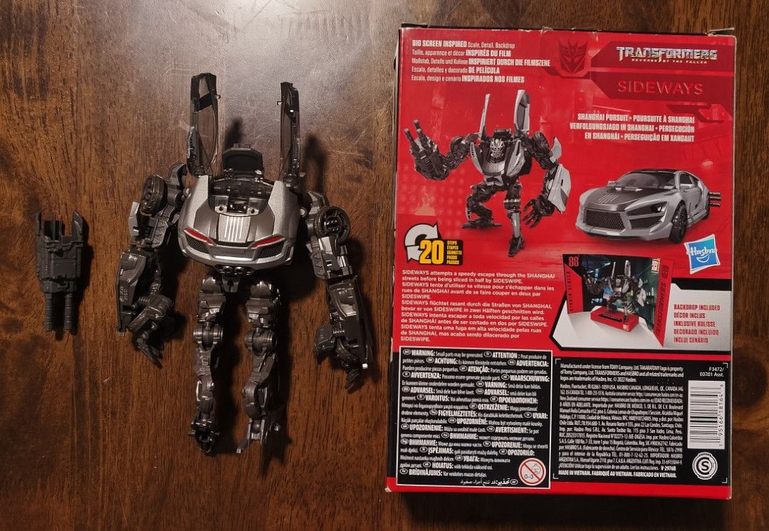 Transformers Studio Series SS 97 Cheetor, SS 98 Airazor, SS 100 ...