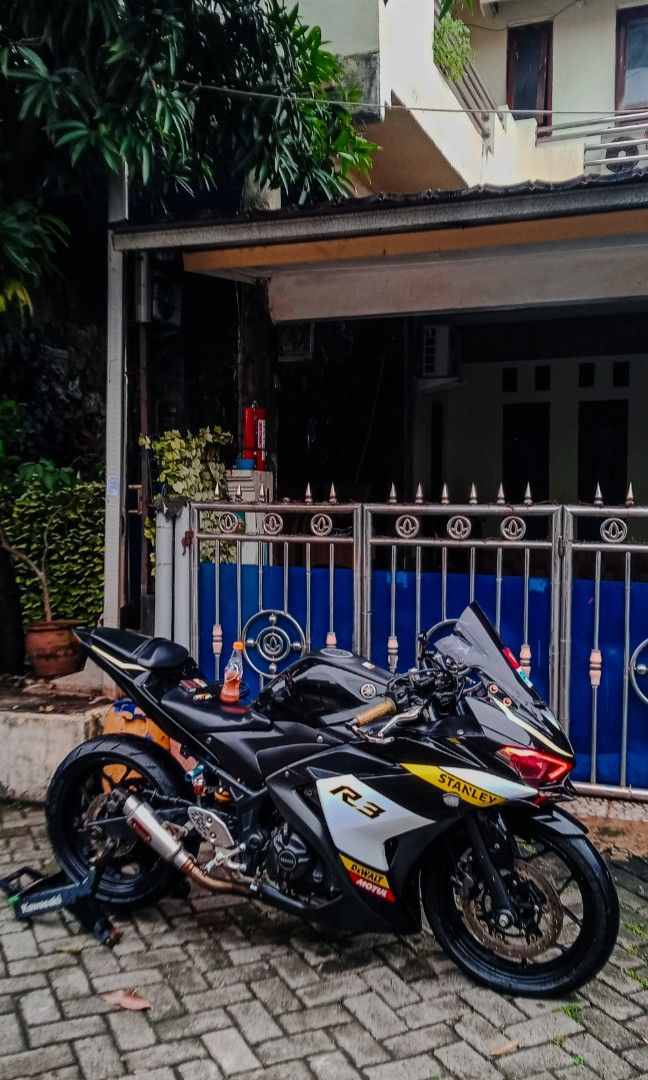 Yamaha R25 STNK + modifan + kyt ttc, Motor di Carousell