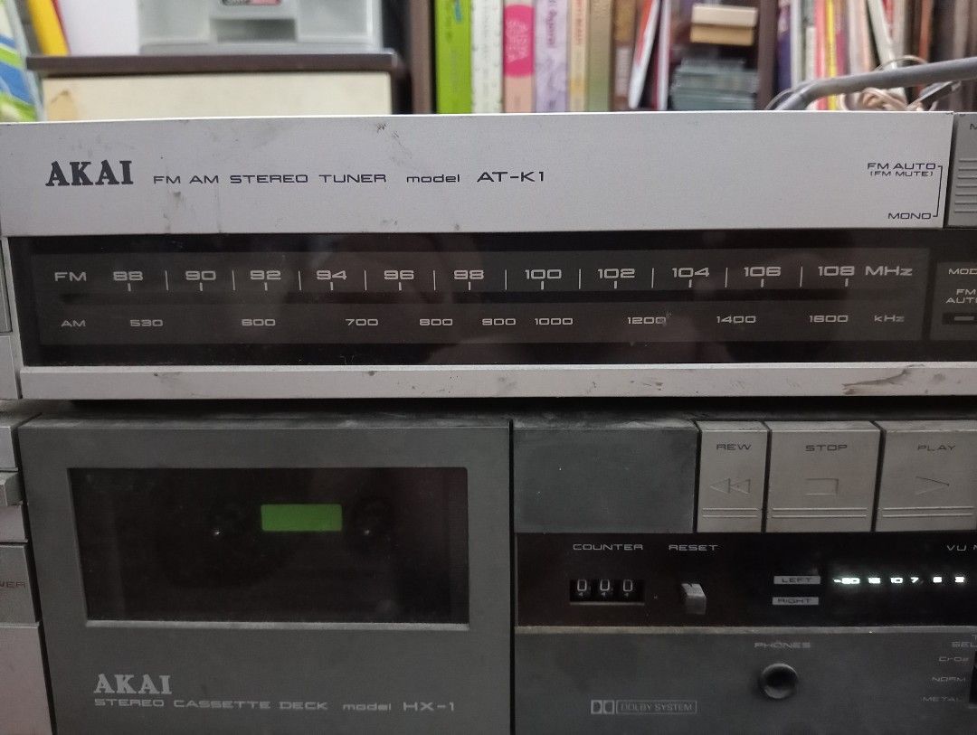 1)AKAI stereo tuner model AT-K1 -Tiada power 2)AKAI cassette deck model ...