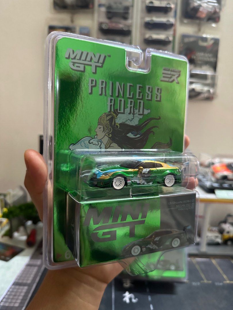 ( Mini gt ) princess roro R35, Hobbies & Toys, Toys & Games on Carousell