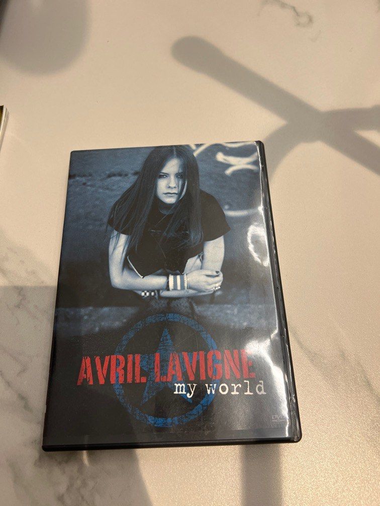 Avril lavigne original dvd cd, Hobbies & Toys, Music & Media, CDs ...