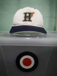 Canon EOS R System Baseball Cap Adult Red, Men's Fashion, Watches ...