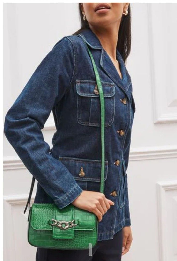 Green Cross body bag, Women's Fashion, Bags & Wallets, Cross-body Bags ...