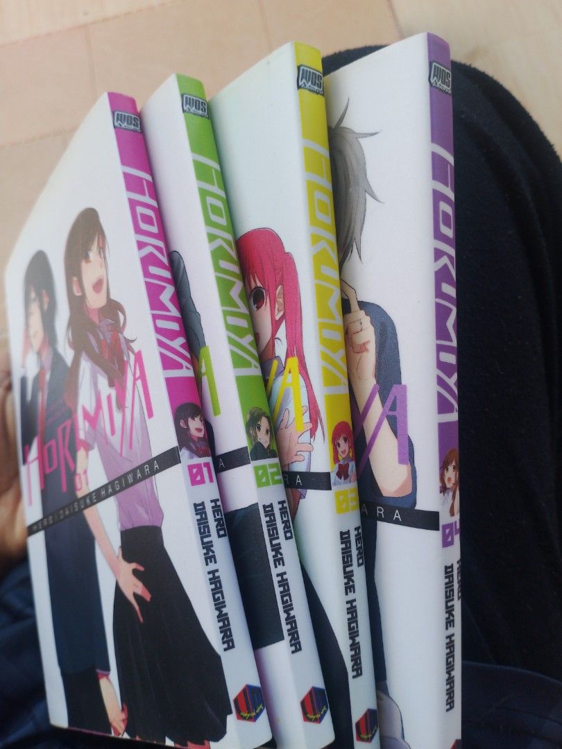 HORIMIYA MANGA VOLUME 1-4, Hobbies & Toys, Books & Magazines, Comics & Manga on Carousell