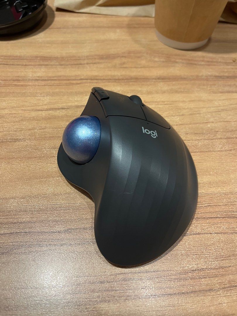 Logitech ergonomic mouse, Computers & Tech, Parts & Accessories, Mouse ...