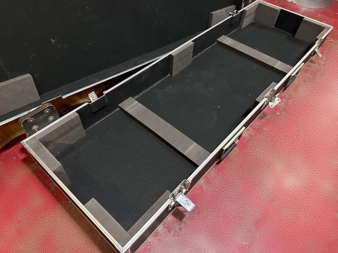 Organ Keyboard Flight Case, Hobbies & Toys, Music & Media, Music ...