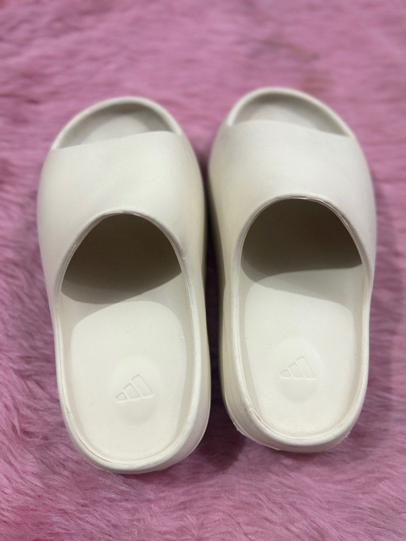 ORIGINAL ADIDAS SLIDE, Women's Fashion, Footwear, Slippers and slides ...