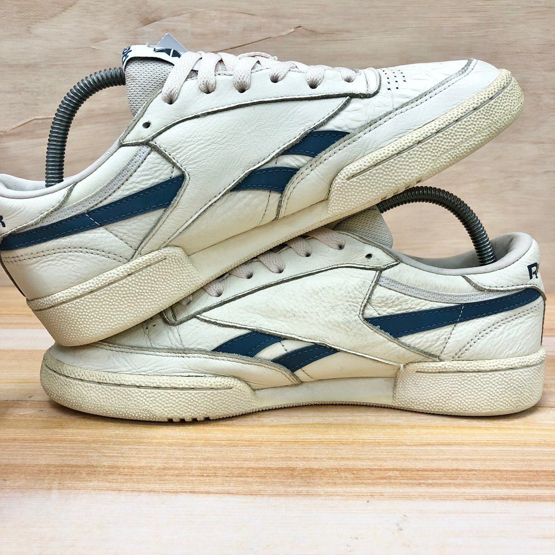 Reebok Classic, Women's Fashion, Footwear, Sneakers on Carousell