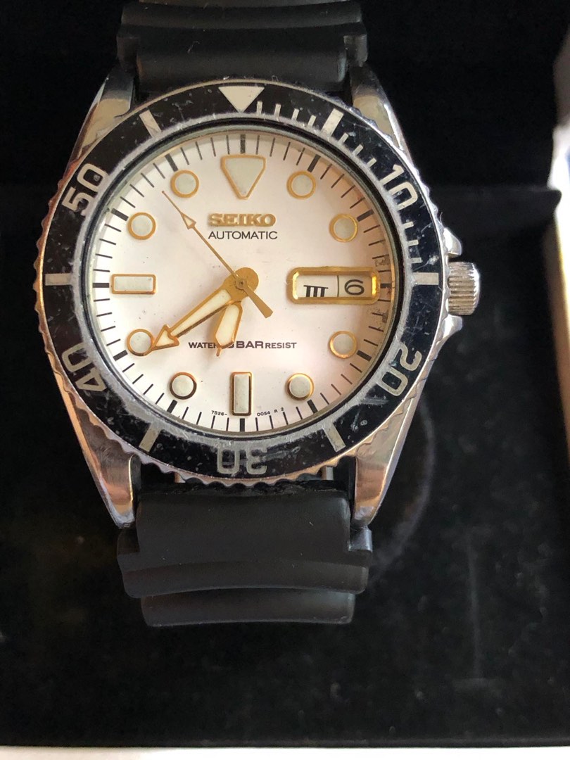 Seiko SK007, Men's Fashion, Watches & Accessories, Watches on Carousell