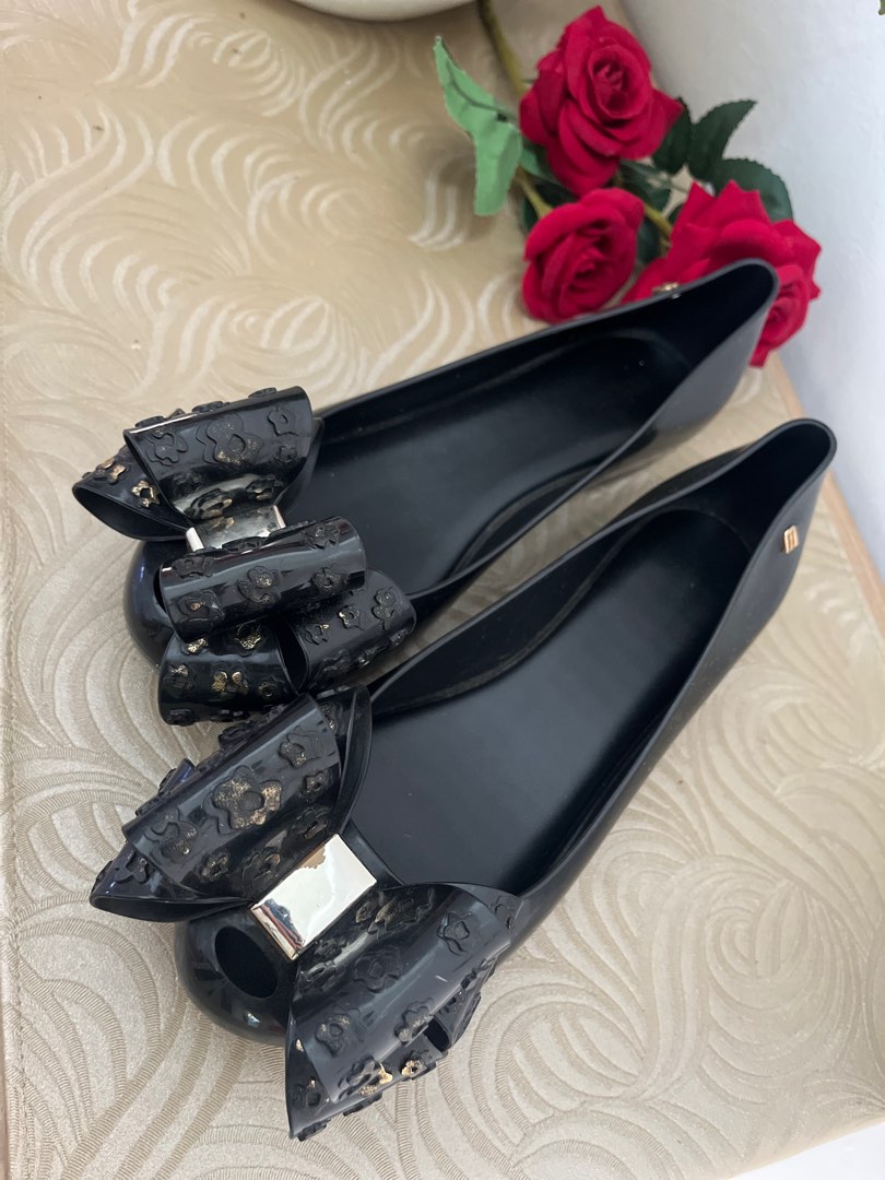 Sepatu melissa, Fesyen Wanita, Sepatu di Carousell
