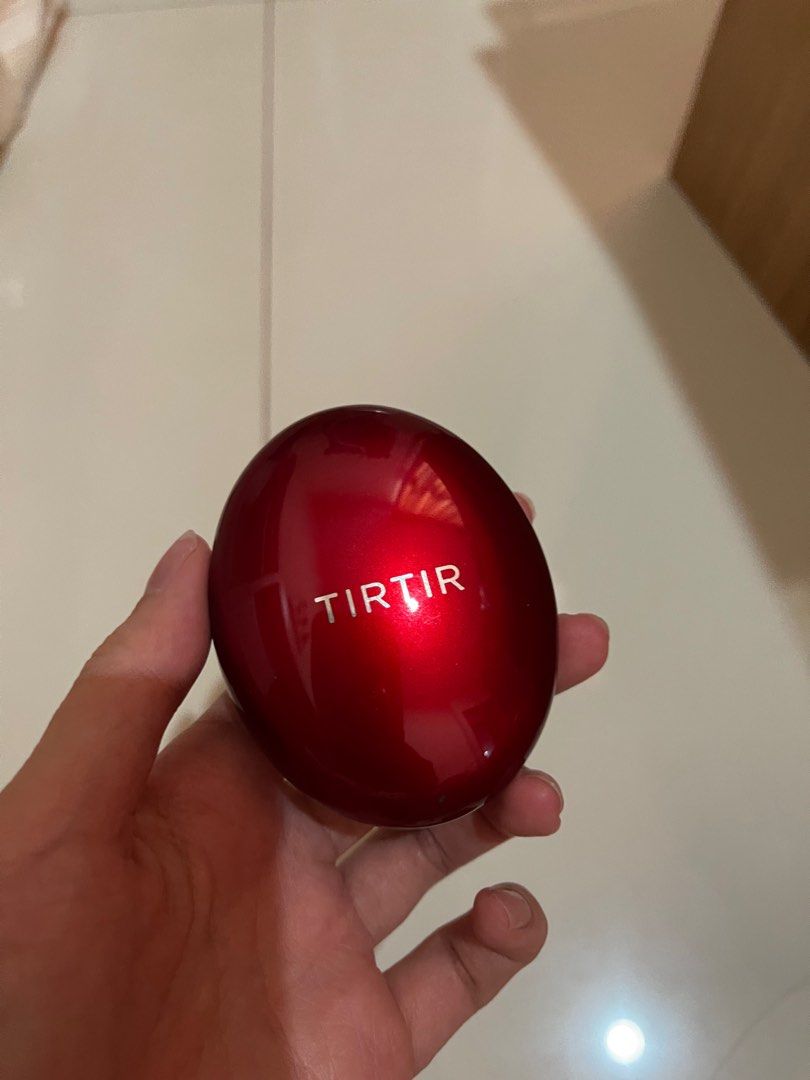 Tirtir Red Cushion mini size shade 21, Kesehatan & Kecantikan, Rias Wajah di Carousell
