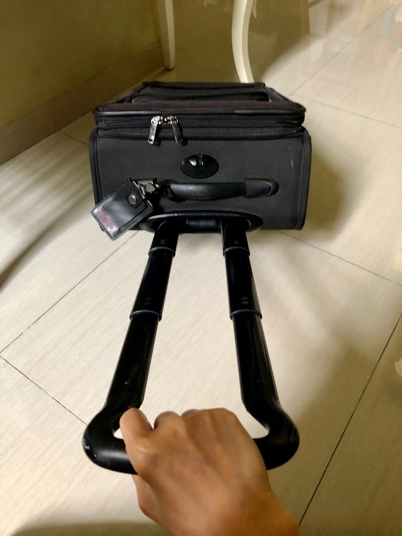 Koper Tumi G4 Expandable 20” Kabin size , Perabotan Rumah di Carousell