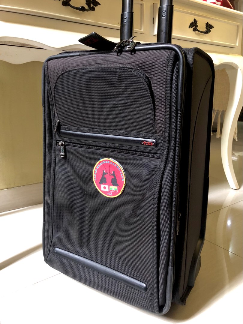 Koper Tumi G4 Expandable 20” Kabin size , Perabotan Rumah di Carousell