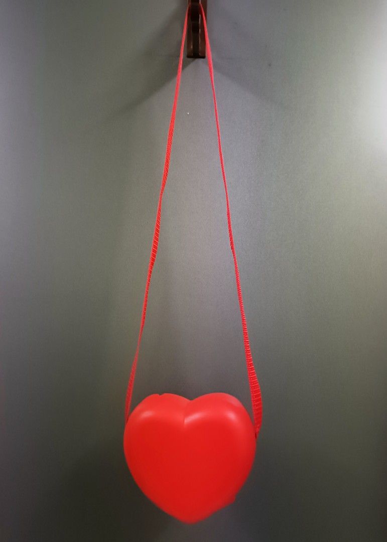 TUPPERWARE Red Heart Shape Keeper 250ml with attachable sling strips ...