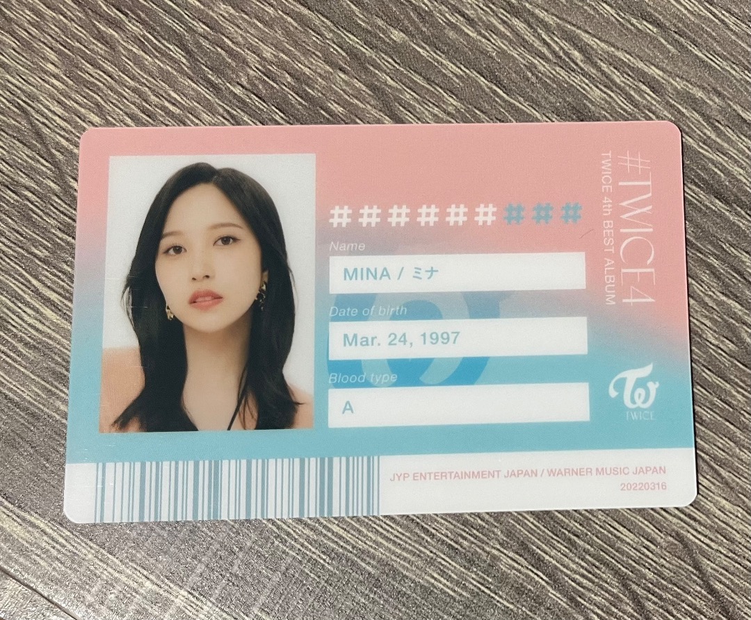 #TWICE4 TWICE 4th Best Album Official Limited Edition ID Card Mina ...