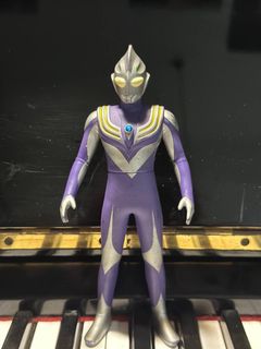 (Bandai) Ultraman Tiga Vintage Kaiju, Hobbies & Toys, Toys & Games on ...